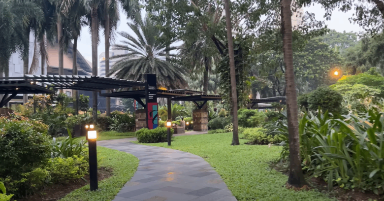Exploring Greenbelt Mall and Makati City: A shopping and sightseeing ...