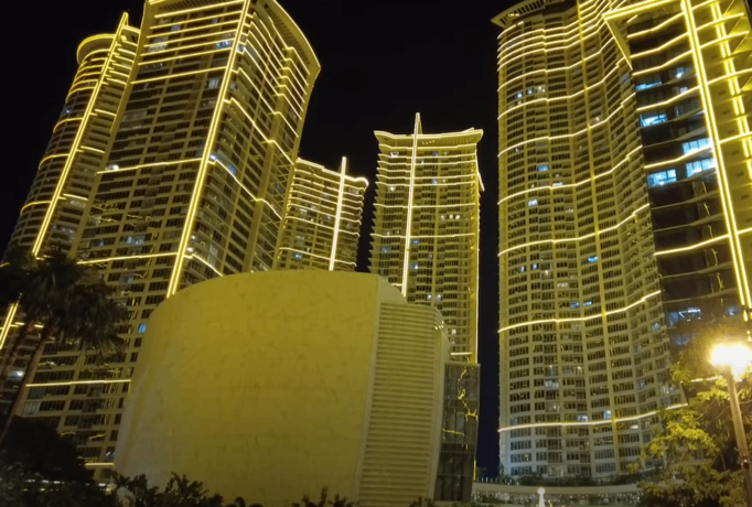 Rockwell Center - The bright-glowing business center in Makati - Island ...